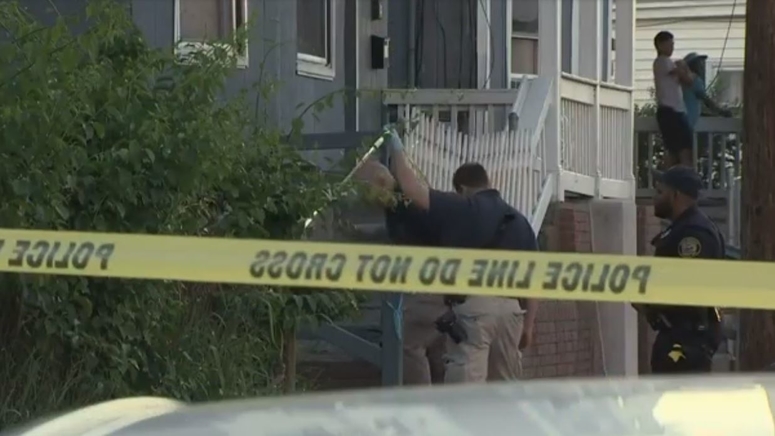 Man 2 Juveniles Arrested After 16 Year Old Shot In The Face In