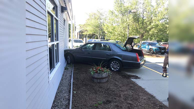 Car crashes into Cotuit post office - Boston News, Weather, Sports ...