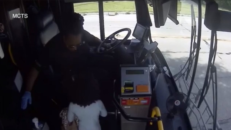 2 bus drivers help lost young children on same day - Boston News ...