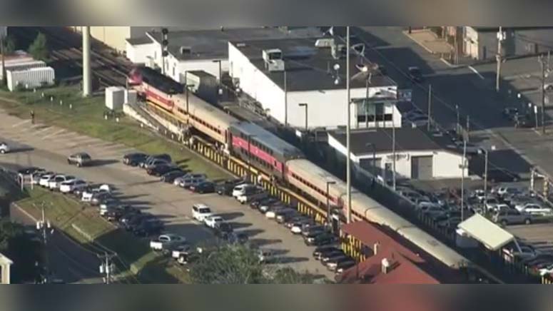 Beverly drawbridge stuck in open position causes Commuter Rail delays ...