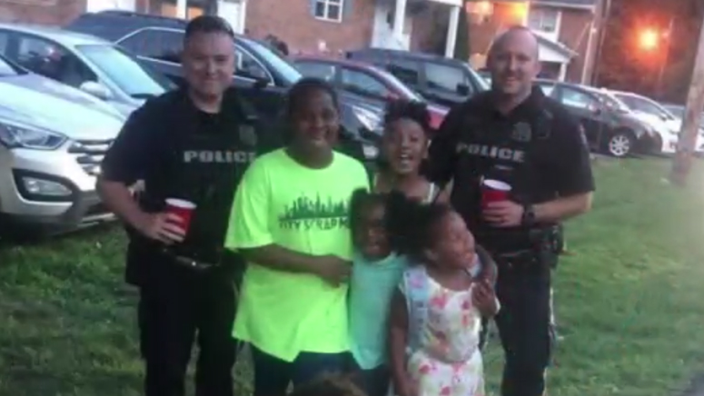 Person calls police on kids selling lemonade during rush hour - Boston ...