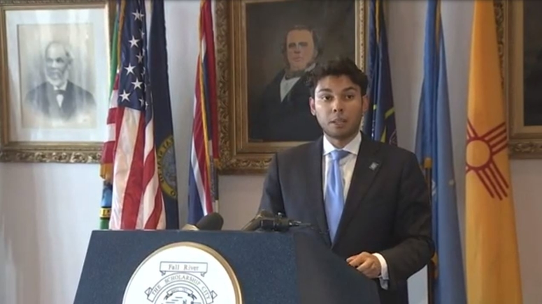 Embattled mayor faces preliminary election in Fall River - Boston News ...