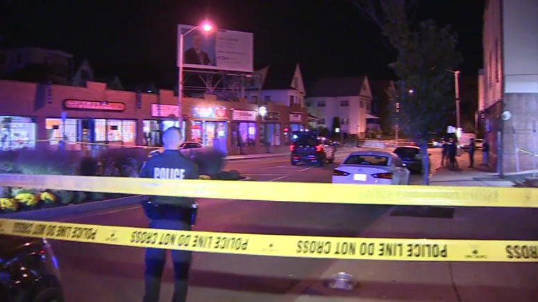 Police investigating after man shot, killed outside Everett bar ...