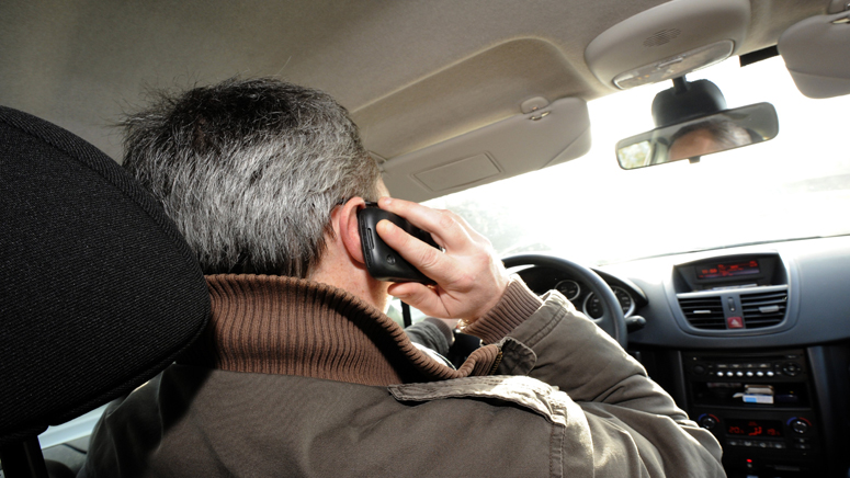 ‘World first’ cell phone detection cameras rolled out in Australia ...