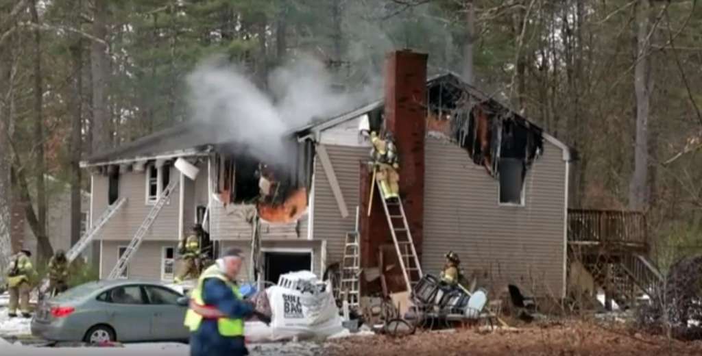 Firefighters extinguish house fire in Londonderry, NH – Boston News ...