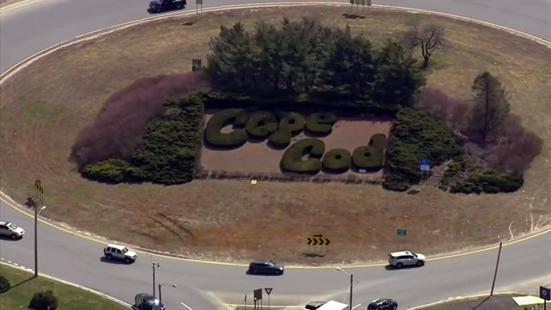 Cape awaiting COVID-19 data on peak summer activity - Boston News ...
