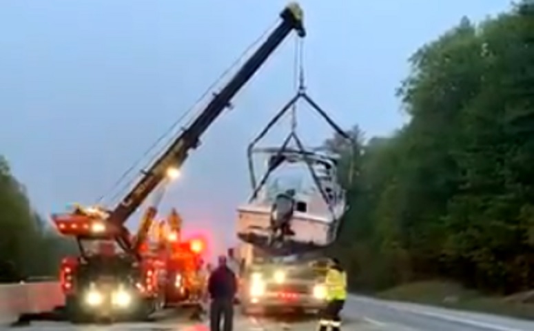 Boat, trailer overturn on I-93 in NH following crash involving deer ...