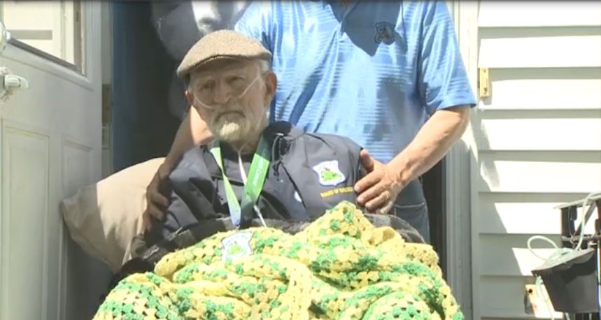 Retired Boston police detective dies after a show of support from ...