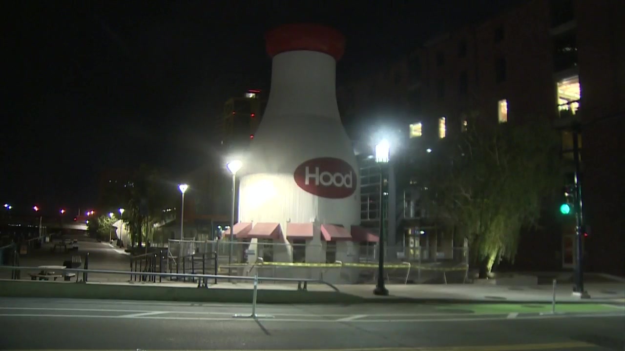 Boston’s iconic Hood Milk Bottle undergoing major renovation - Boston ...