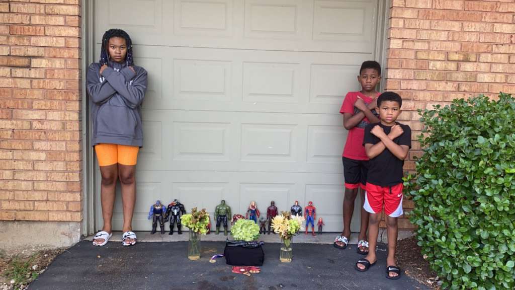 In mock funerals and `42′ jerseys, kids mourn Black Panther - Boston ...