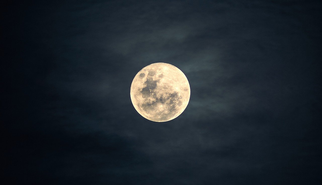Rare blue moon to appear in night sky on Halloween - Boston News ...