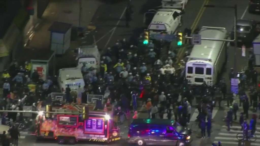 Philadelphia police ask residents to stay indoors as spurts of violence ...