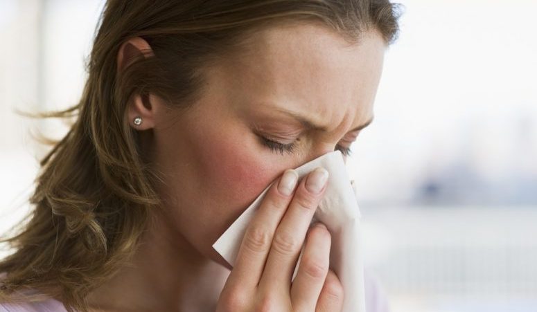 Cough droplets can travel beyond 6 feet, new simulation study suggests ...