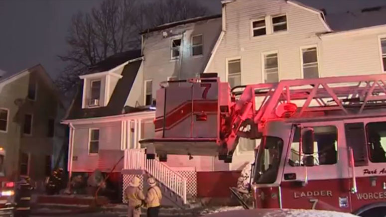 20 people displaced, firefighter injured while battling Worcester ...