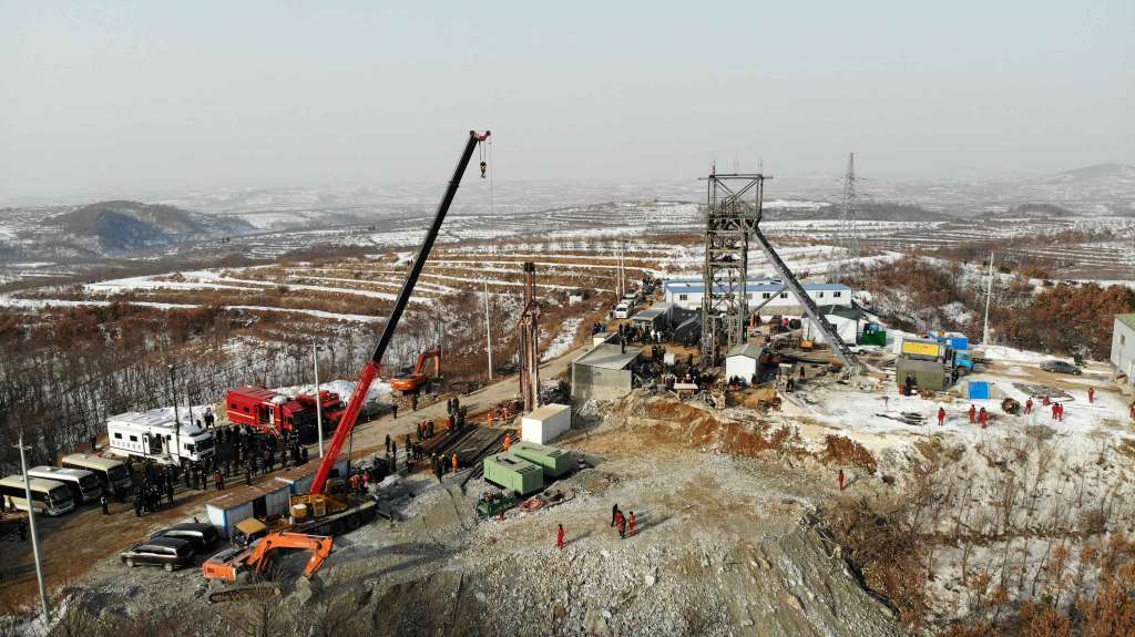 9 workers found dead in China gold mine explosions - Boston News ...