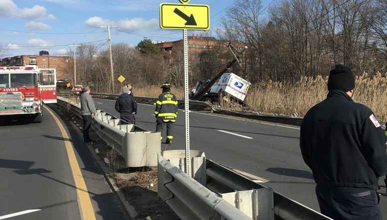 Vehicle towing USPS mail truck crashes into pole on highway in Revere ...