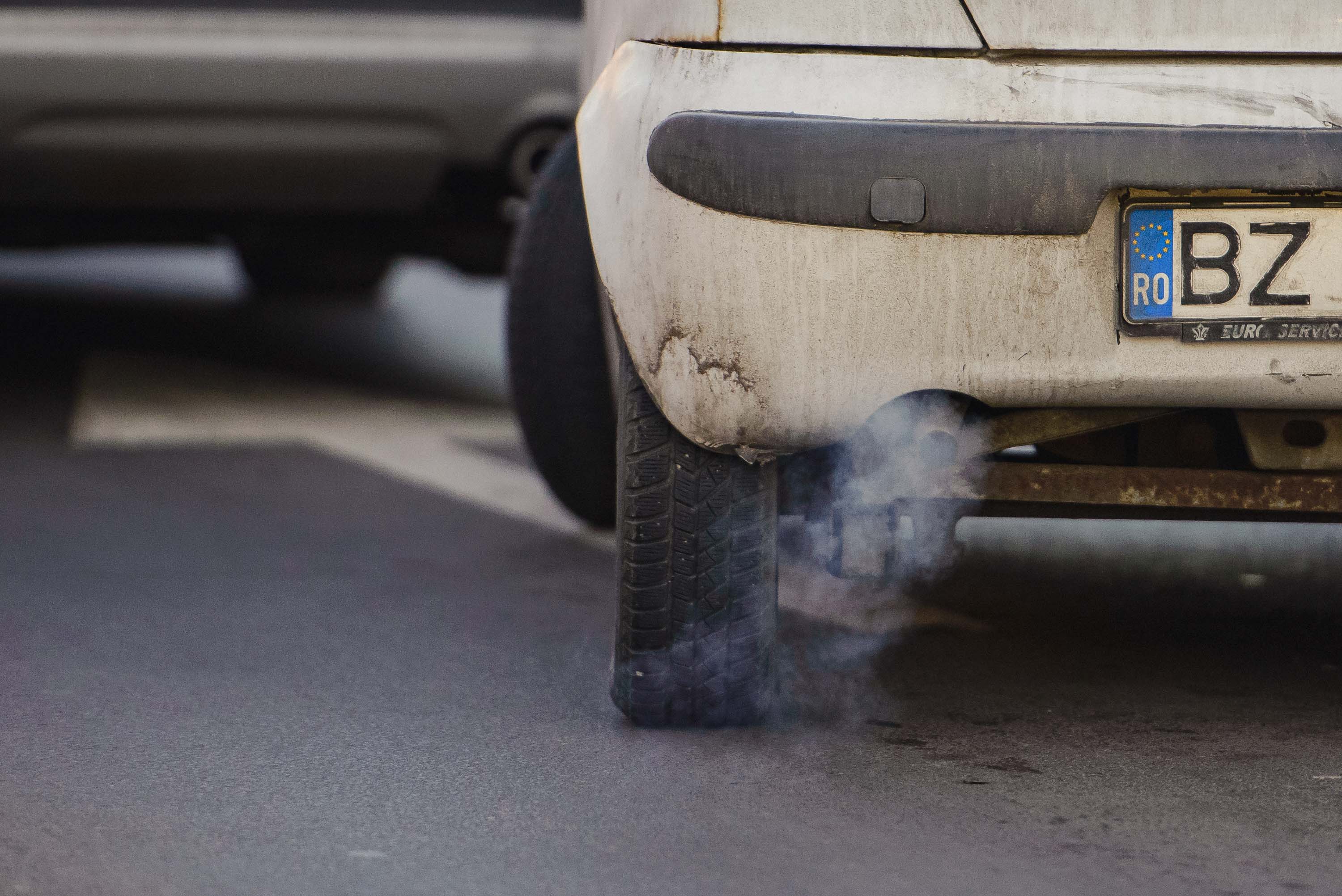 Fossil fuel air pollution causes almost 1 in 5 deaths globally each ...