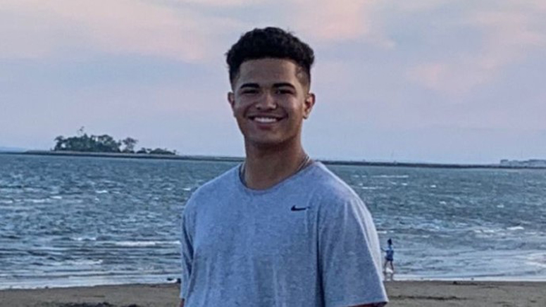 High school football player dies after 1st day of practice - Boston ...