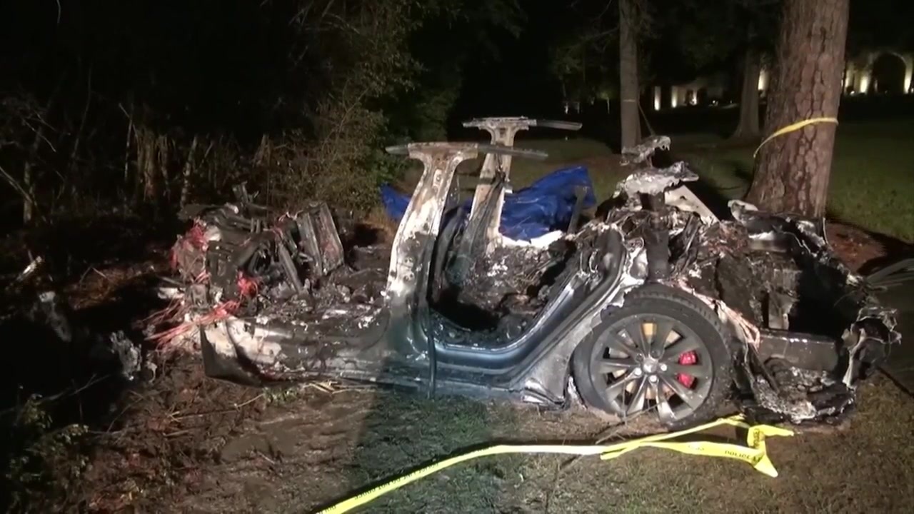 Authorities say no one was driving Tesla before deadly crash - Boston ...