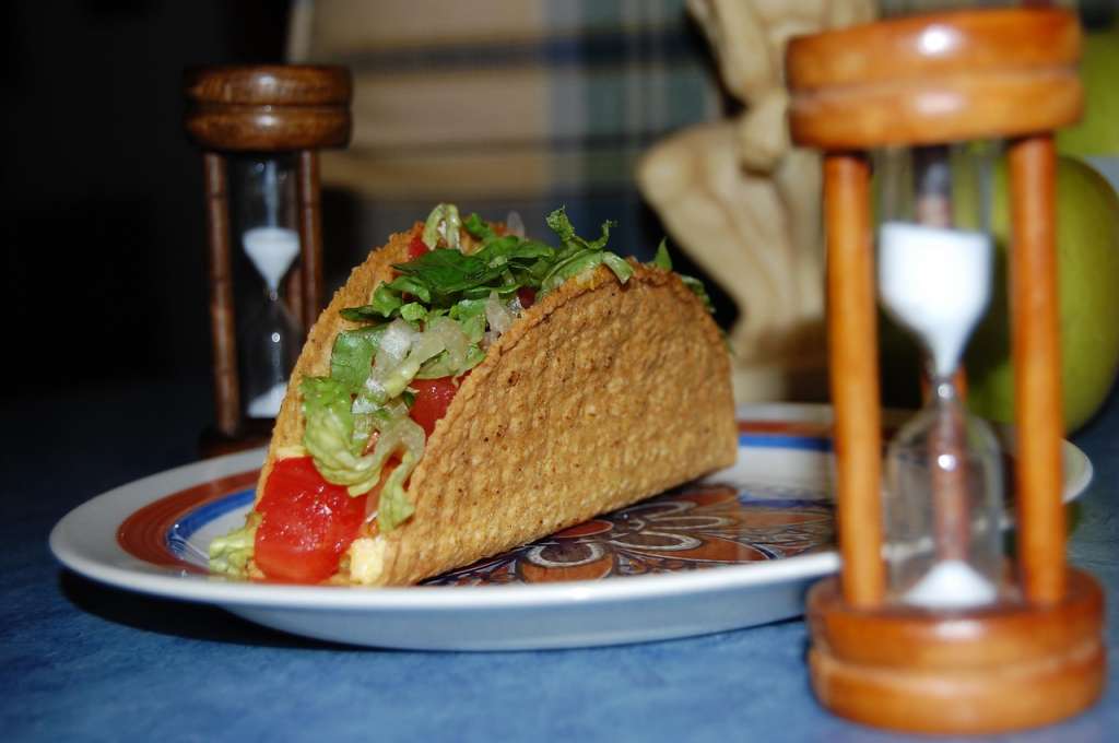 Family sues after man chokes to death during taco eating contest ... Family sues after man chokes to death during taco eating contest ...