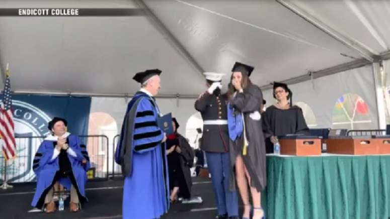 ‘One of the best feelings ever’: Marine surprises sister at Endicott ...