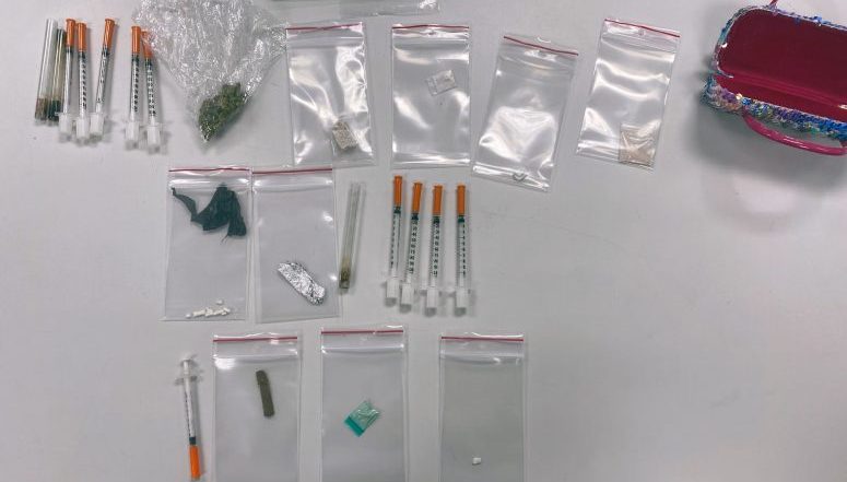 Police: Man with syringe hidden in buttocks also found with crack ...