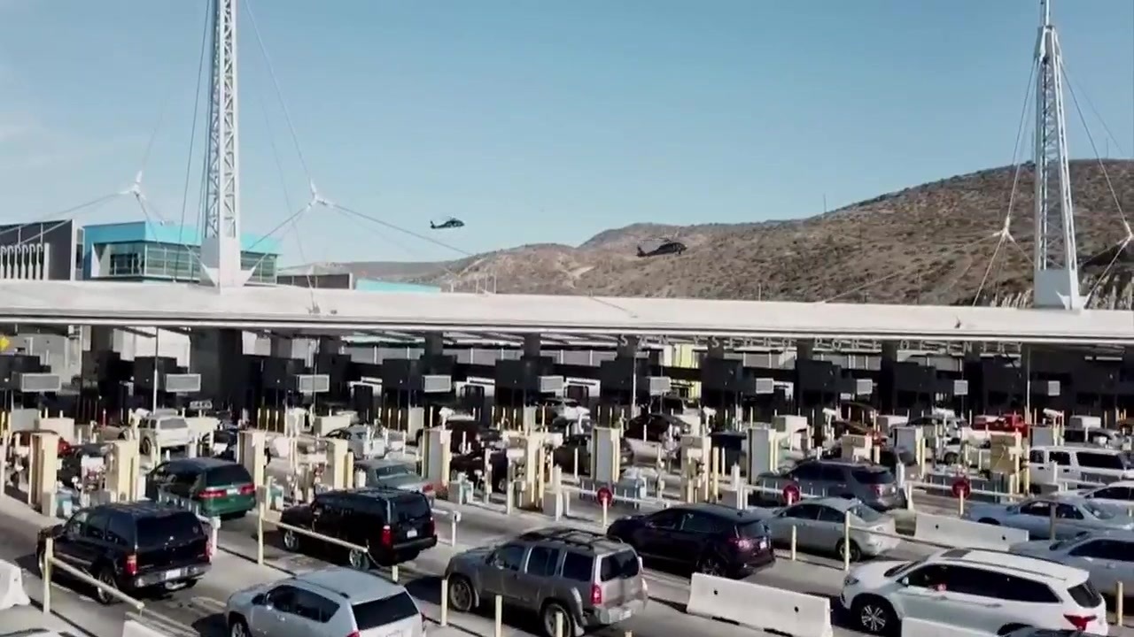 Mexican truck drivers block major US-Mexico point of entry in protest ...