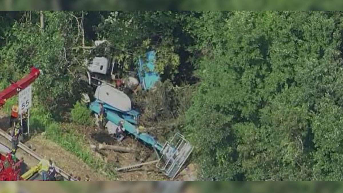Investigation Underway After Tractor Trailer Rollover Crash On I 495