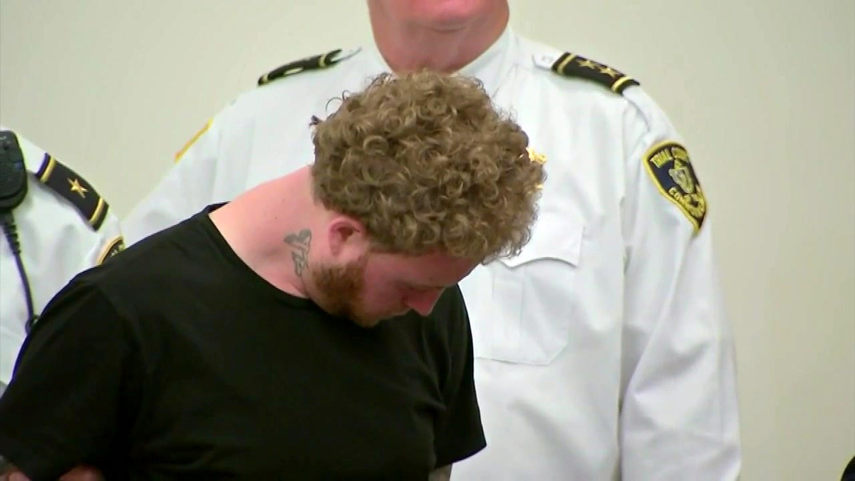 ‘A muffled bang’: Officer testifies about moment Yarmouth Police Sgt ...