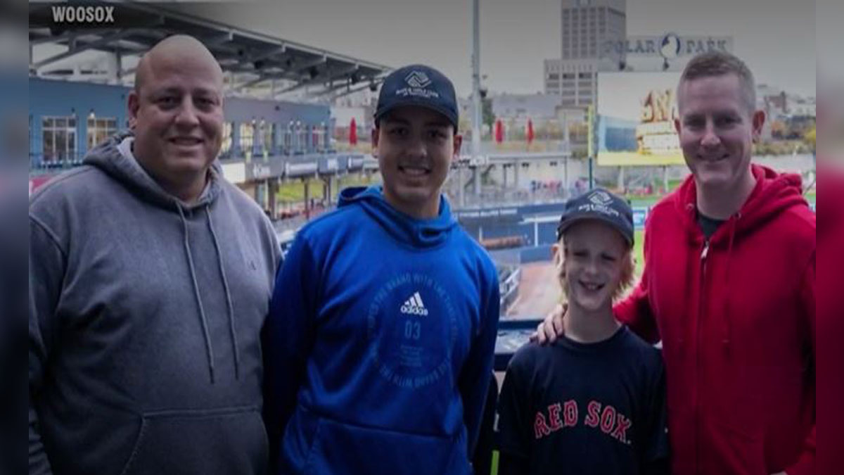 WooSox surprise two young baseball fans with World Series tickets ...
