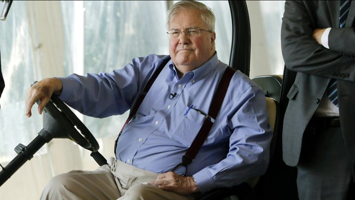 David Mugar, philanthropist who created Boston Pops Fireworks ...