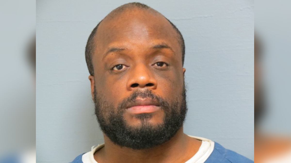 Police: Man doused pregnant girlfriend with lighter fluid, set her on ...