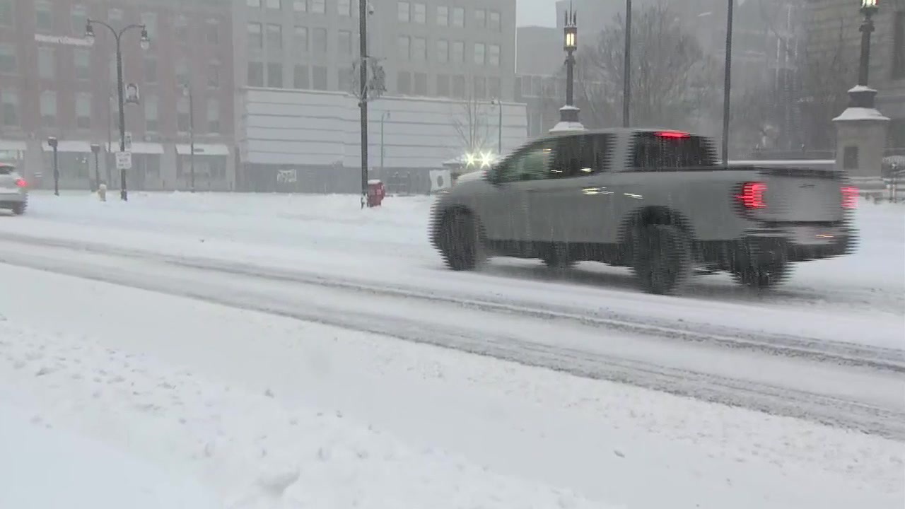 Snow falling in Worcester as winter storm moves through Bay State ...