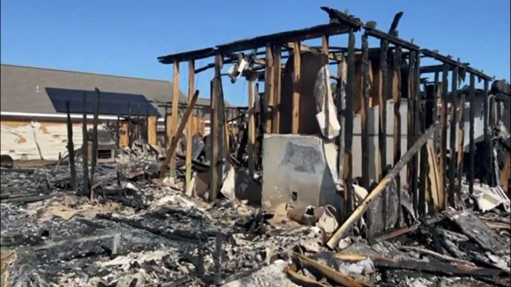 1,100 homes evacuated as firefighters battle Florida fires – Boston ...