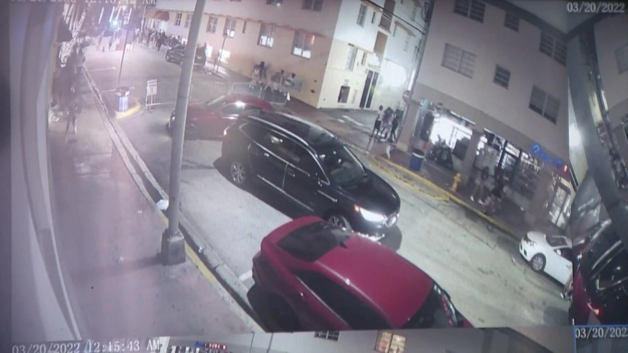 Spring break shootings: Miami Beach emergency brings curfew - Boston ...