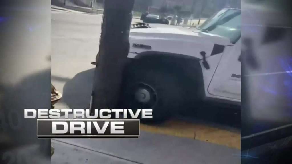 WATCH: Woman in Hummer strikes cruisers, injures officers in chase ...