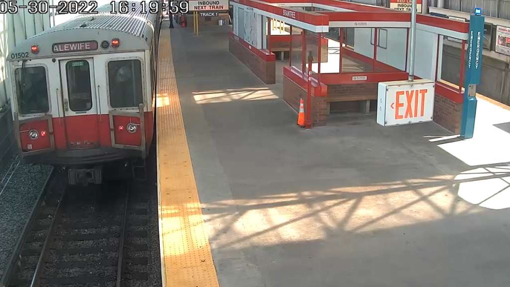 MBTA yanks new Orange and Red Line cars due to safety concerns ...