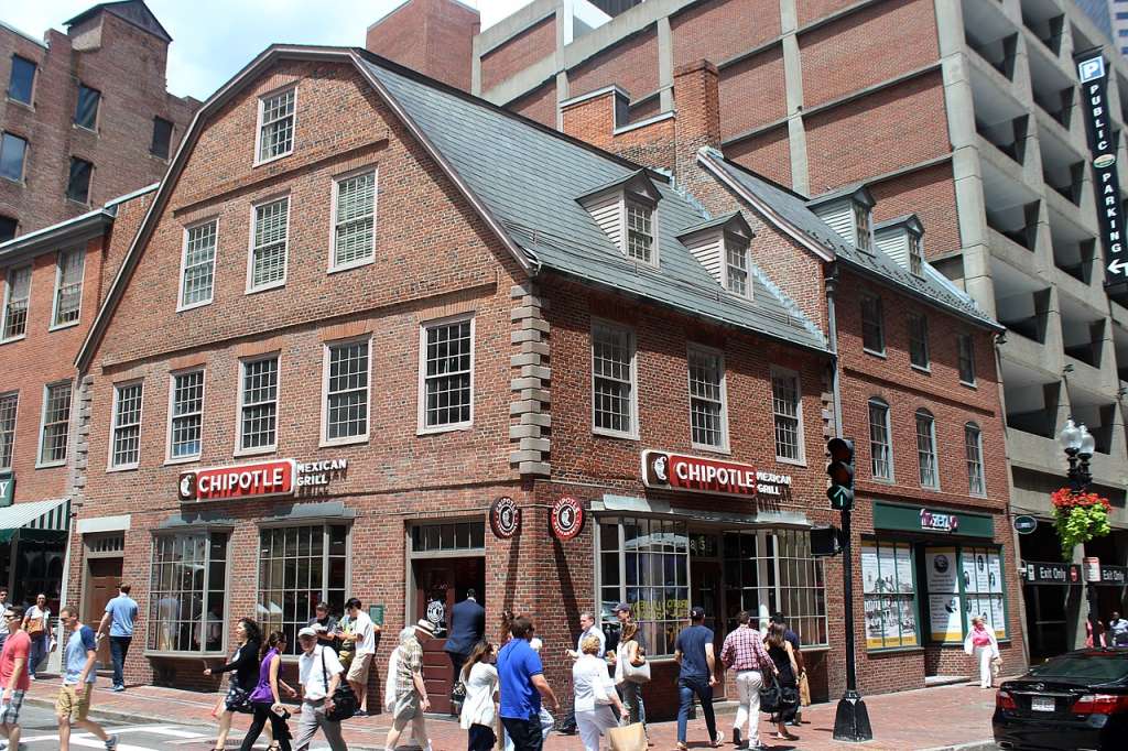 Chipotle debuts a ‘water cup’ candle. It smells like lemonade - Boston ...