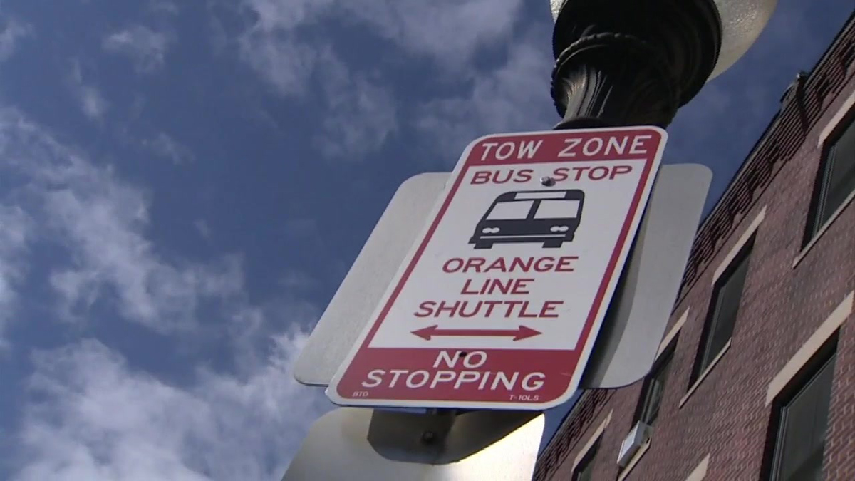 Ride with 7NEWS on an Orange Line replacement shuttle bus - Boston News ...