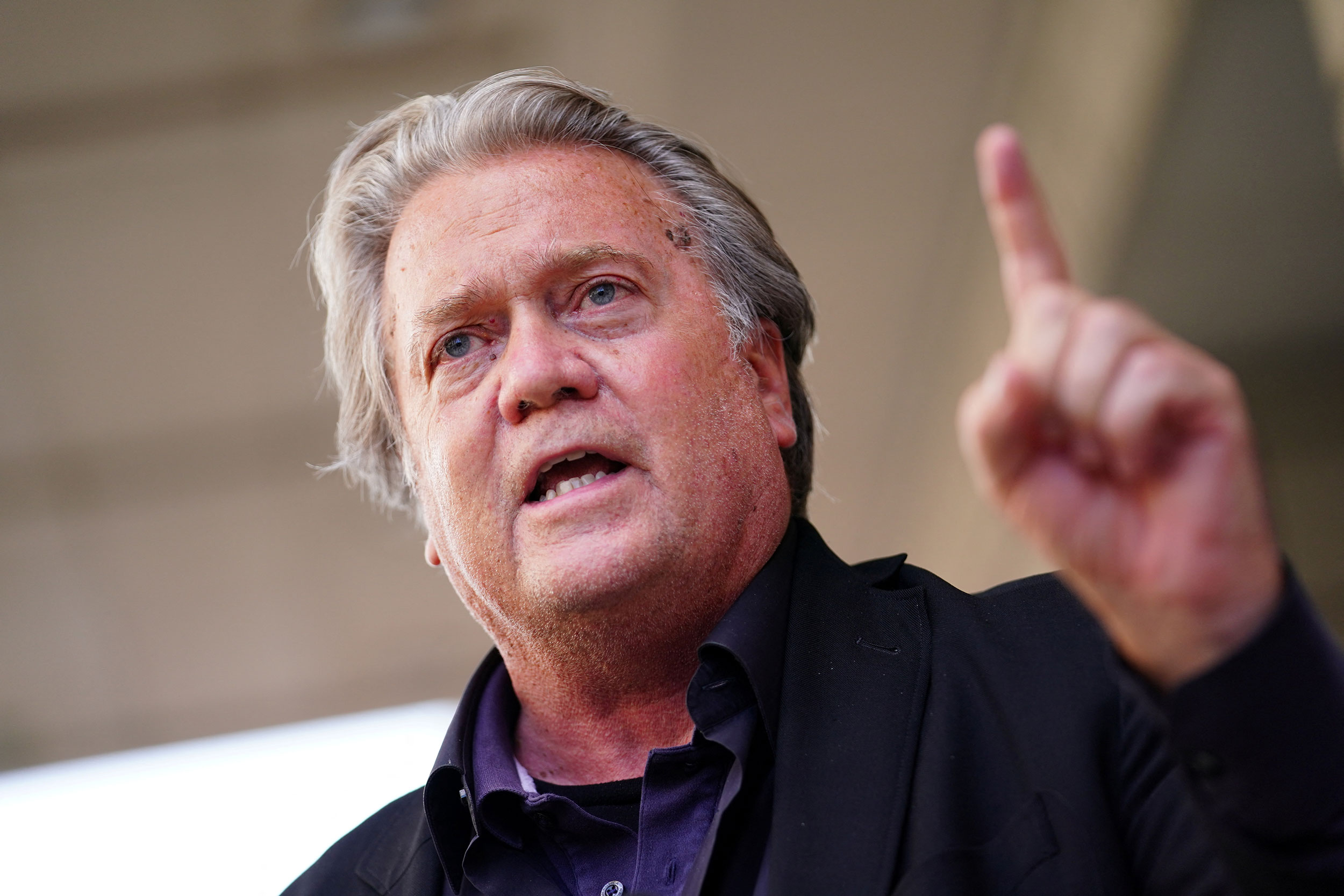 Steve Bannon surrenders to authorities, expected to face NY state ...