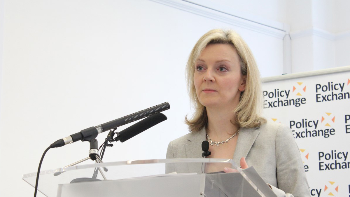 Liz Truss to meet queen to be appointed UK prime minister - Boston News ...