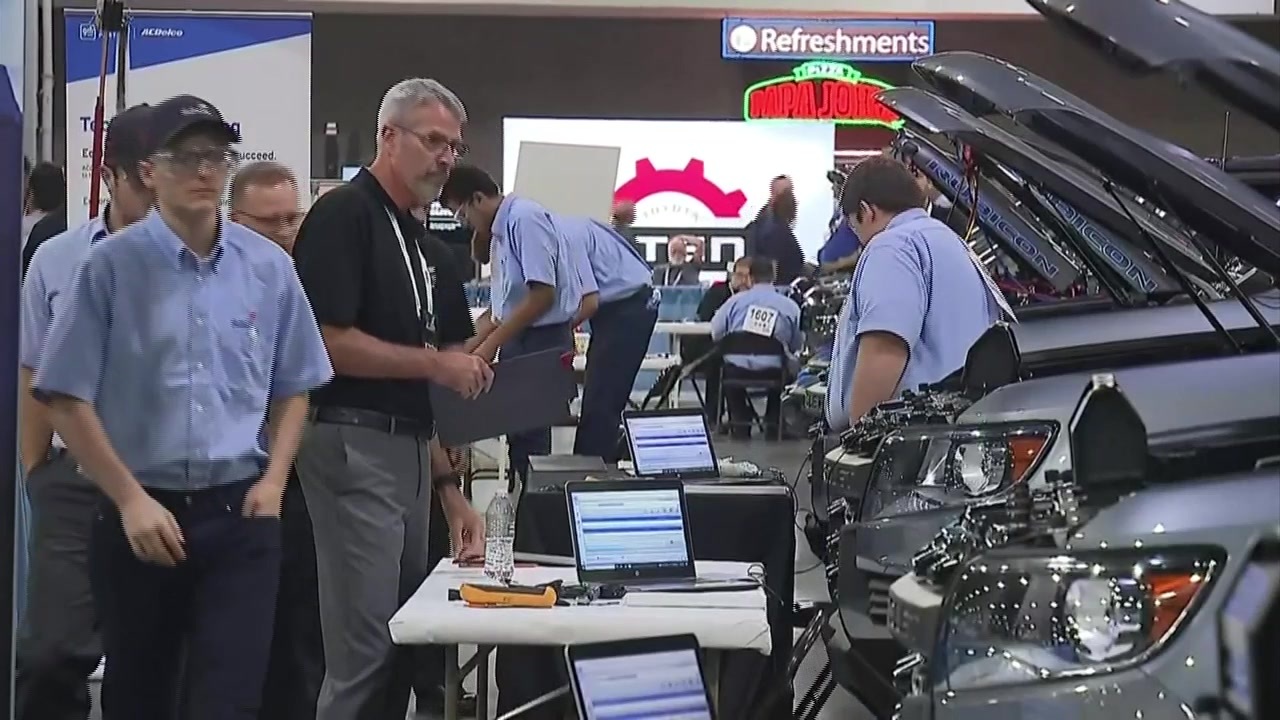 More high school grads entering the workforce to cut the cost of ...