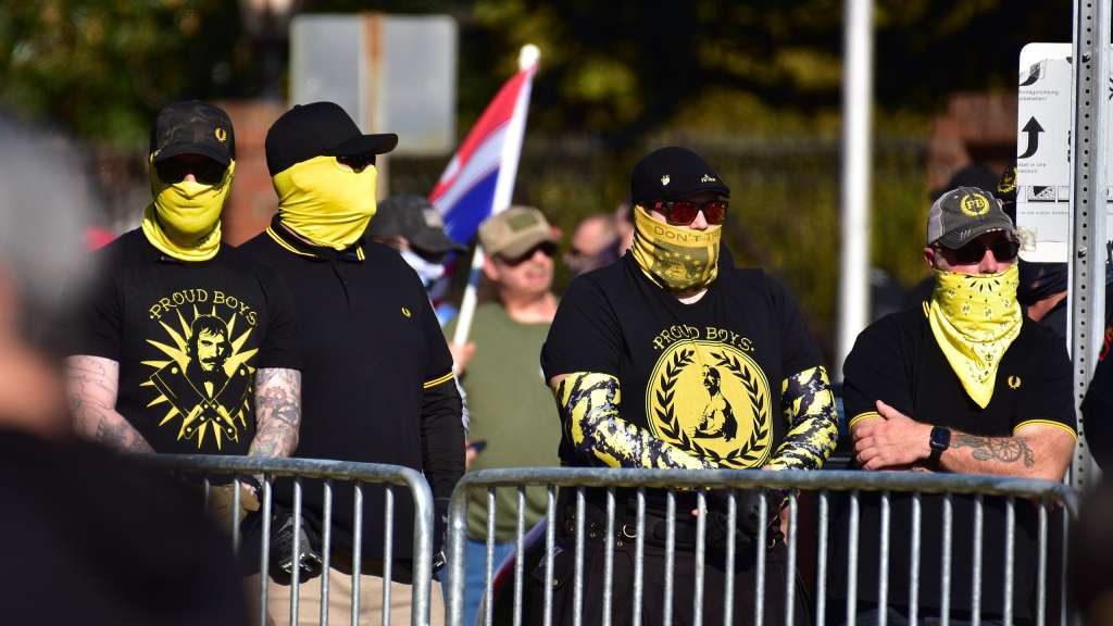 Proud Boys member is first to plead guilty to seditious conspiracy ...