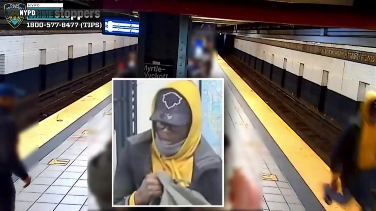 Police release video in search of NYC man seen pushing subway commuter ...