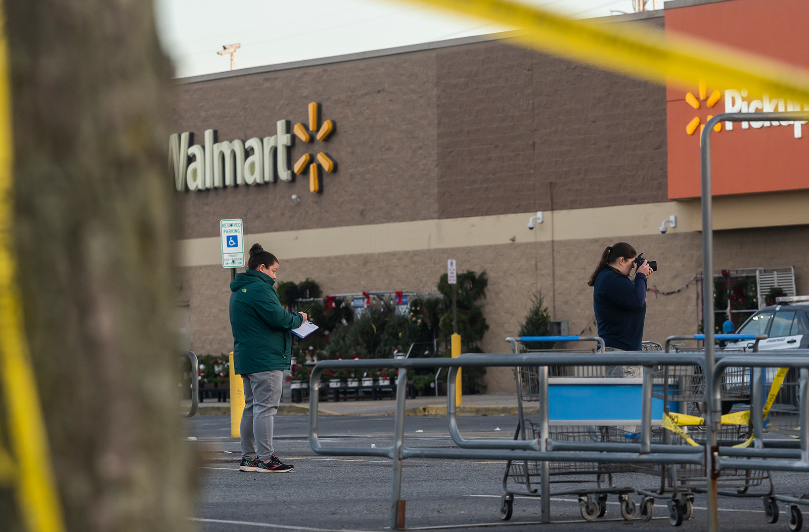 Authorities disclose note found on Walmart shooter’s phone - Boston ...