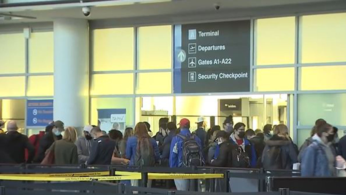 It’s beginning to look like another record for holiday travel - Boston ...
