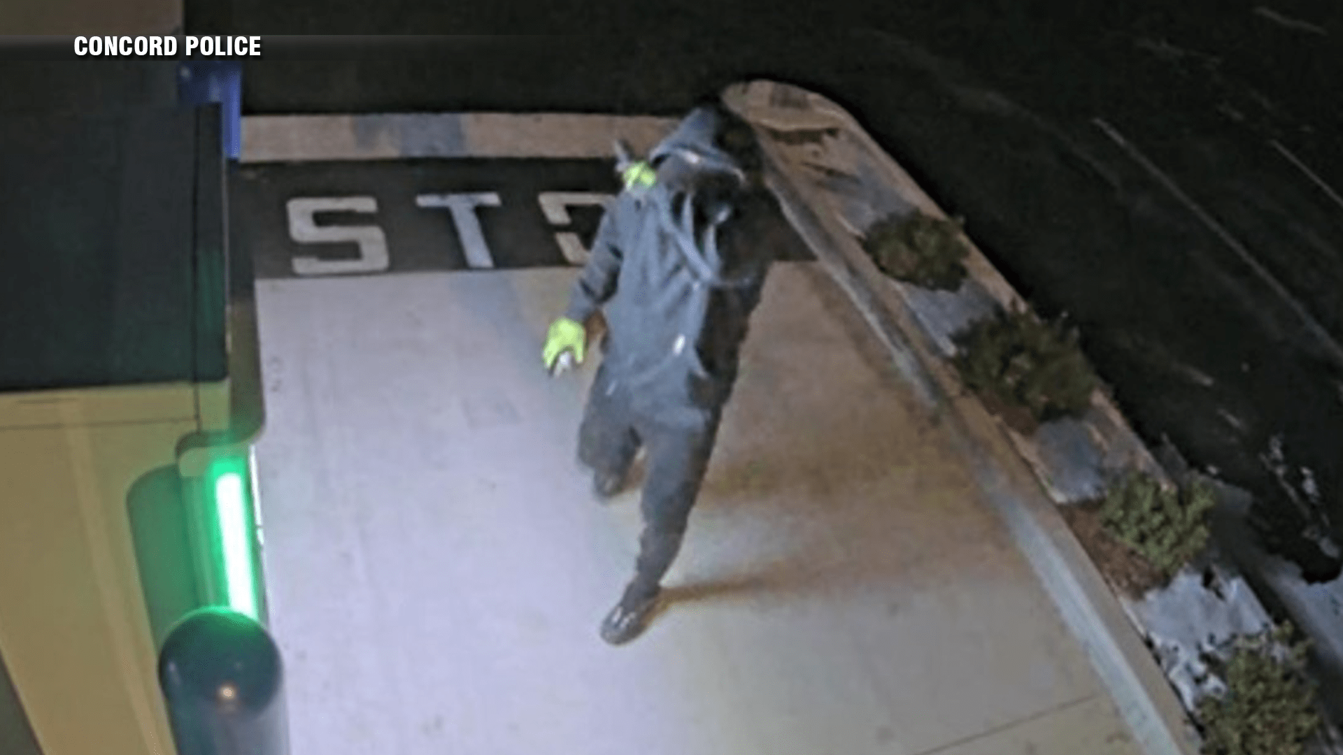 WATCH: Suspects wanted after attempted ATM theft in Concord - Boston ...