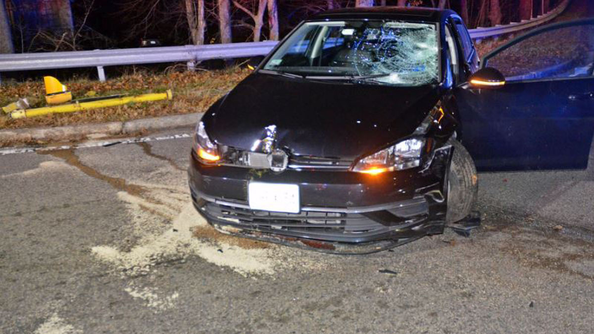 Police: Impaired driver arrested after fleeing crash in Hingham ... Police: Impaired driver arrested after fleeing crash in Hingham ...