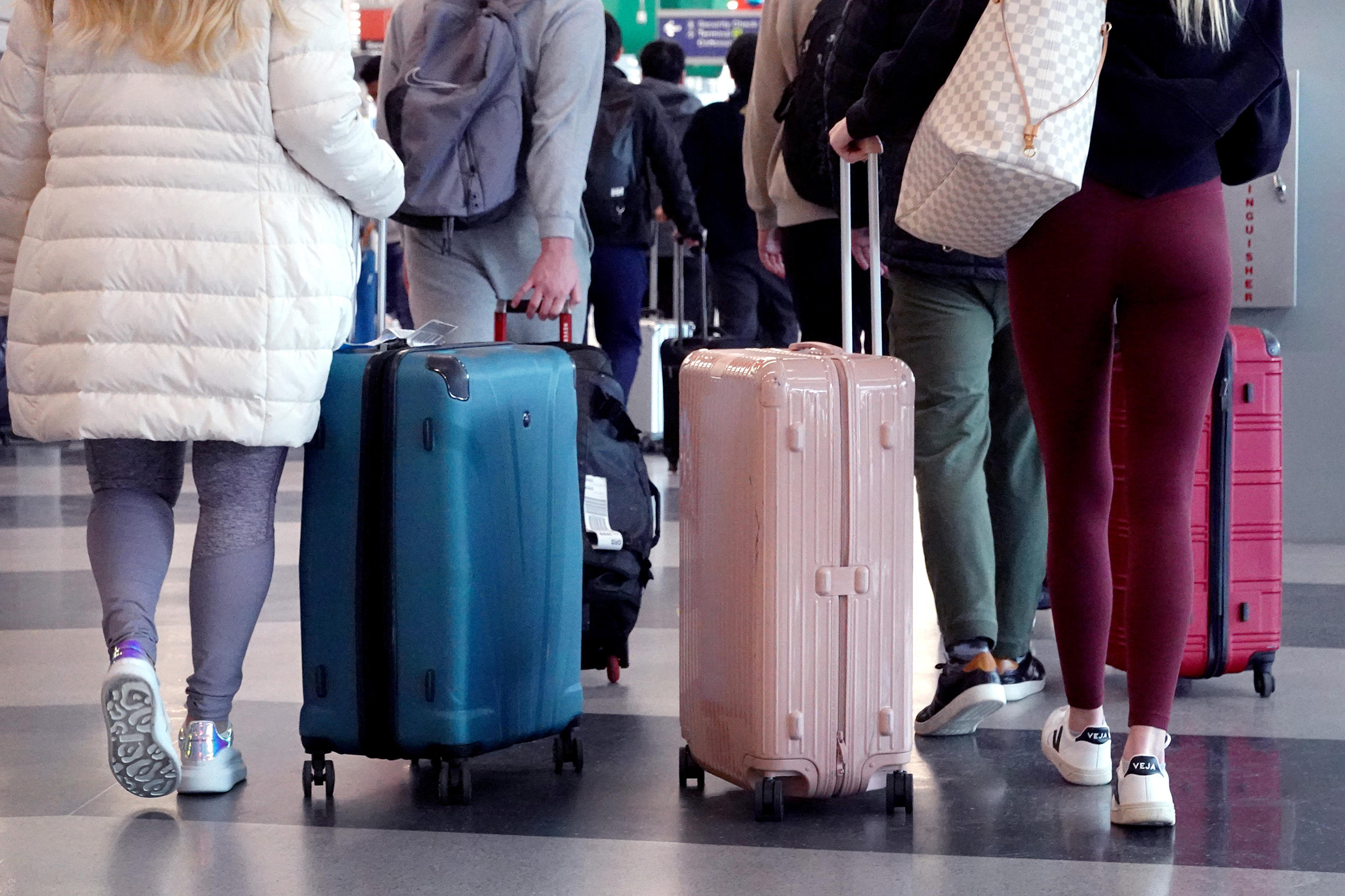 Airlines issue travel waivers ahead of massive ‘bomb cyclone’ - Boston ...