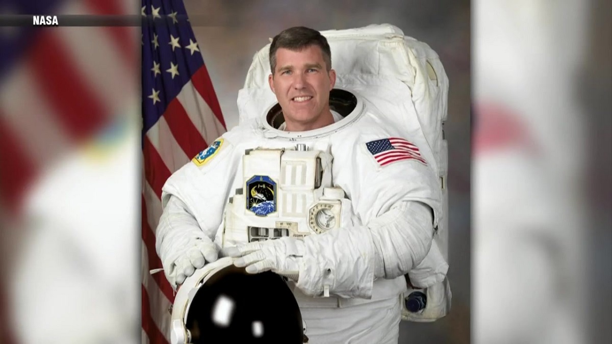 Cohasset native named commander for NASA’s upcoming SpaceX mission ...